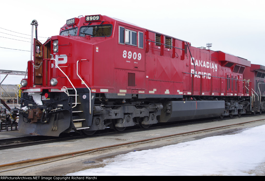 CP 8909
